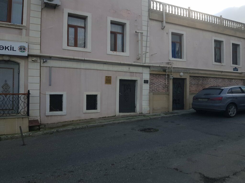 Hukuk büroları Labour Exchange Diplomat-Fk, Bakü, foto