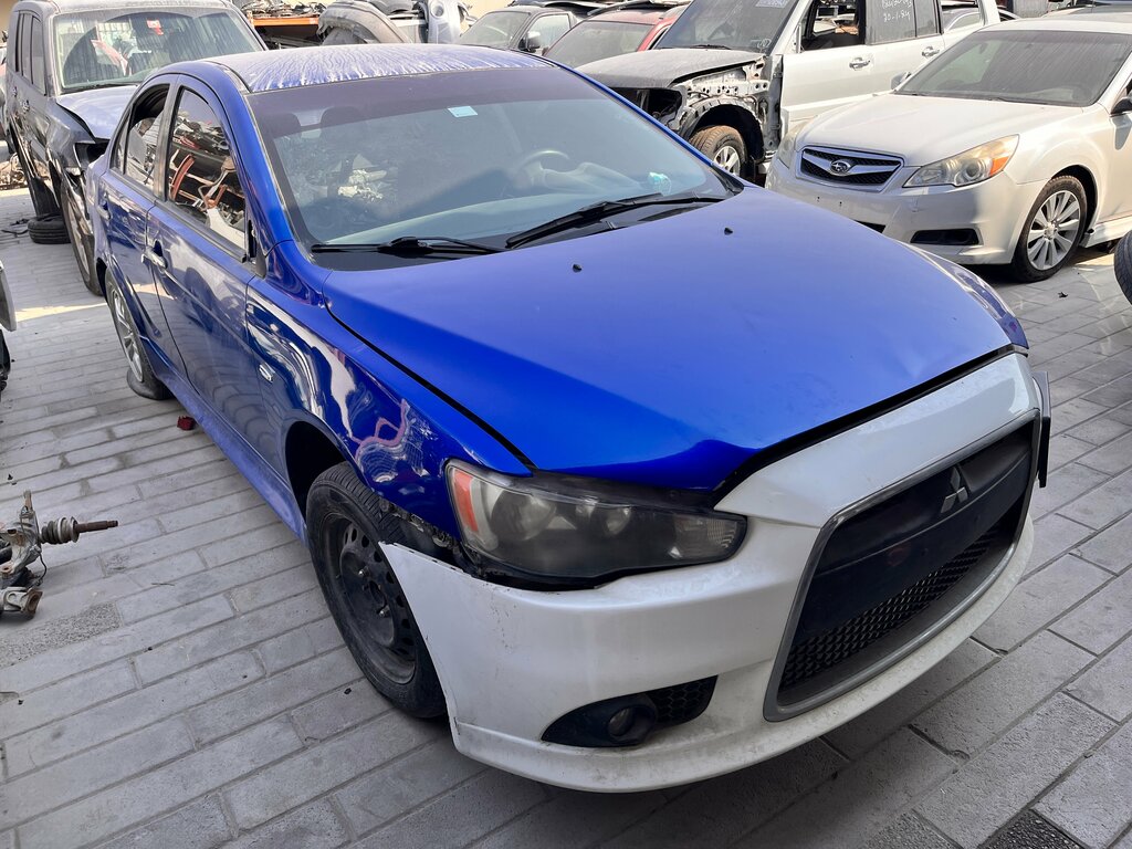 Otomobil yedek parçaları Mohammed Tawfiq Used Auto Spare Parts Trading, Sharjah, foto