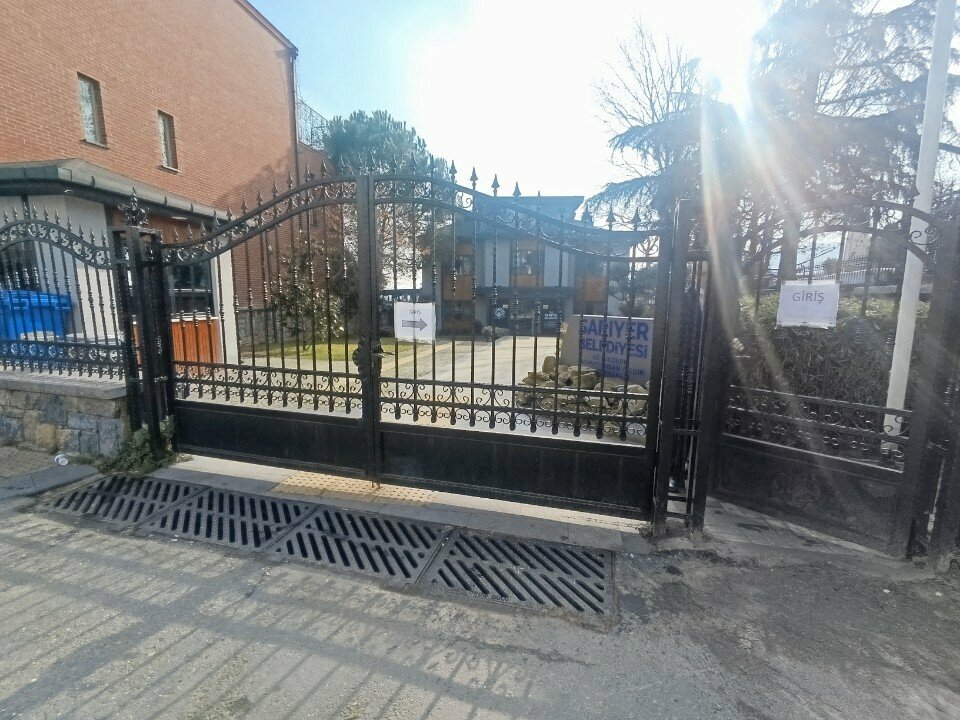 Kütüphaneler Büyükdere Kütüphanesi, İstanbul, foto