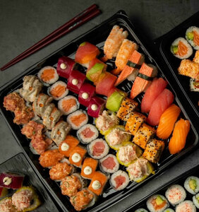 Sushi Fusion (No:Wasl Port Views Building 3, Madinat Dubai Al Melaheyah, Wasl Port Views, Dubai), suşi restoranı  Dubai'den