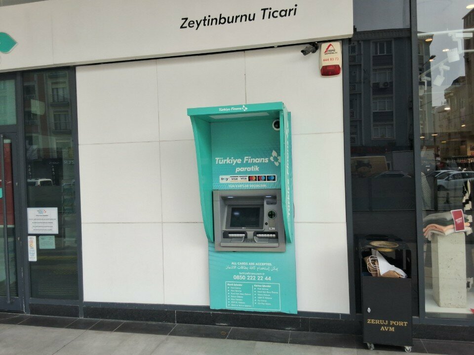 ATM'ler Türkiye Finans, İstanbul, foto