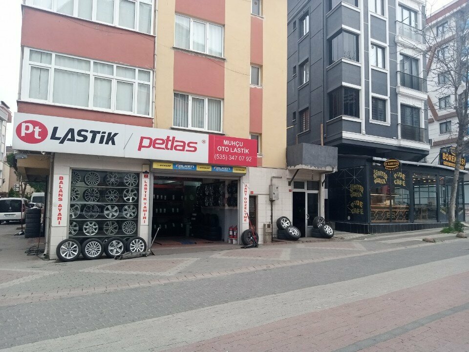 Jant ve lastikçiler Muhçu Oto Lastik, İstanbul, foto