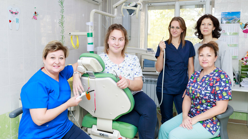 Özel ağız ve diş sağlığı klinikleri ve muayenehaneleri Avanstom, Vladivostok, foto