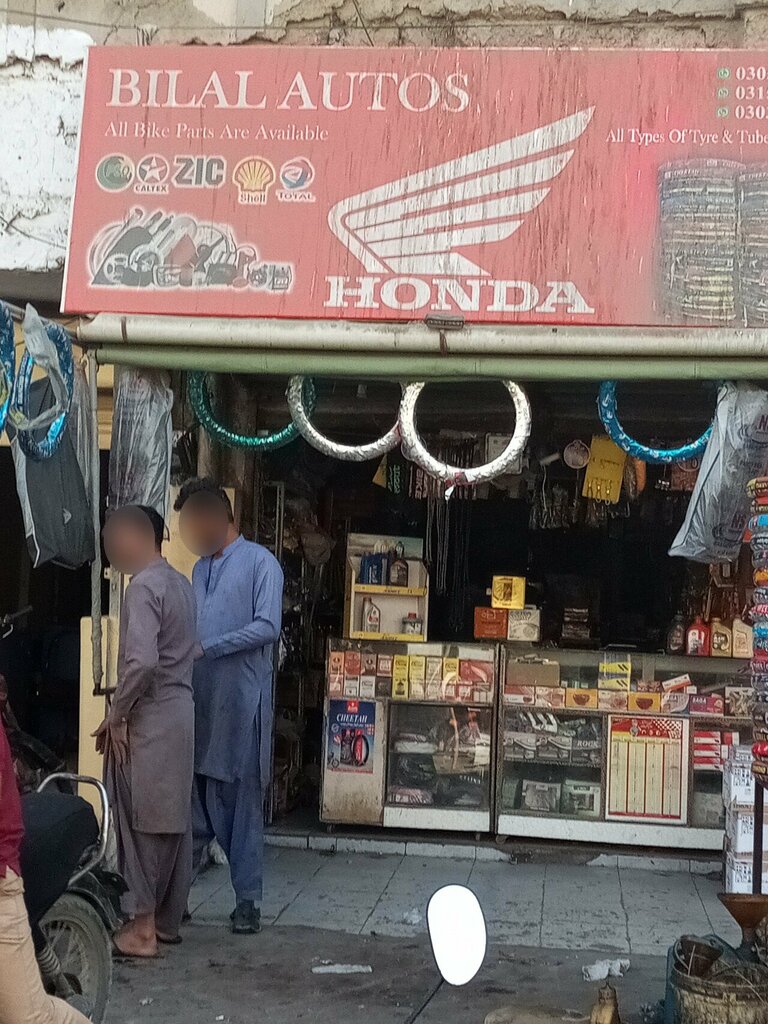 Otomobil servisi Bilal autos, Karaçi, foto