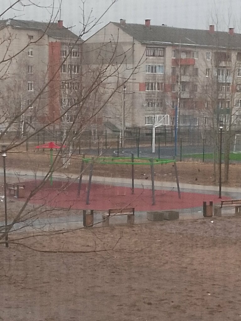 Meydan Сквер, Ugliç, foto