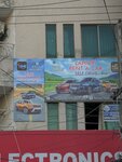 Lahori Rent A Car self-drive (6 Street No:95, Gulberg 3, Grooman Gut), oto kiralama  Lahor'dan