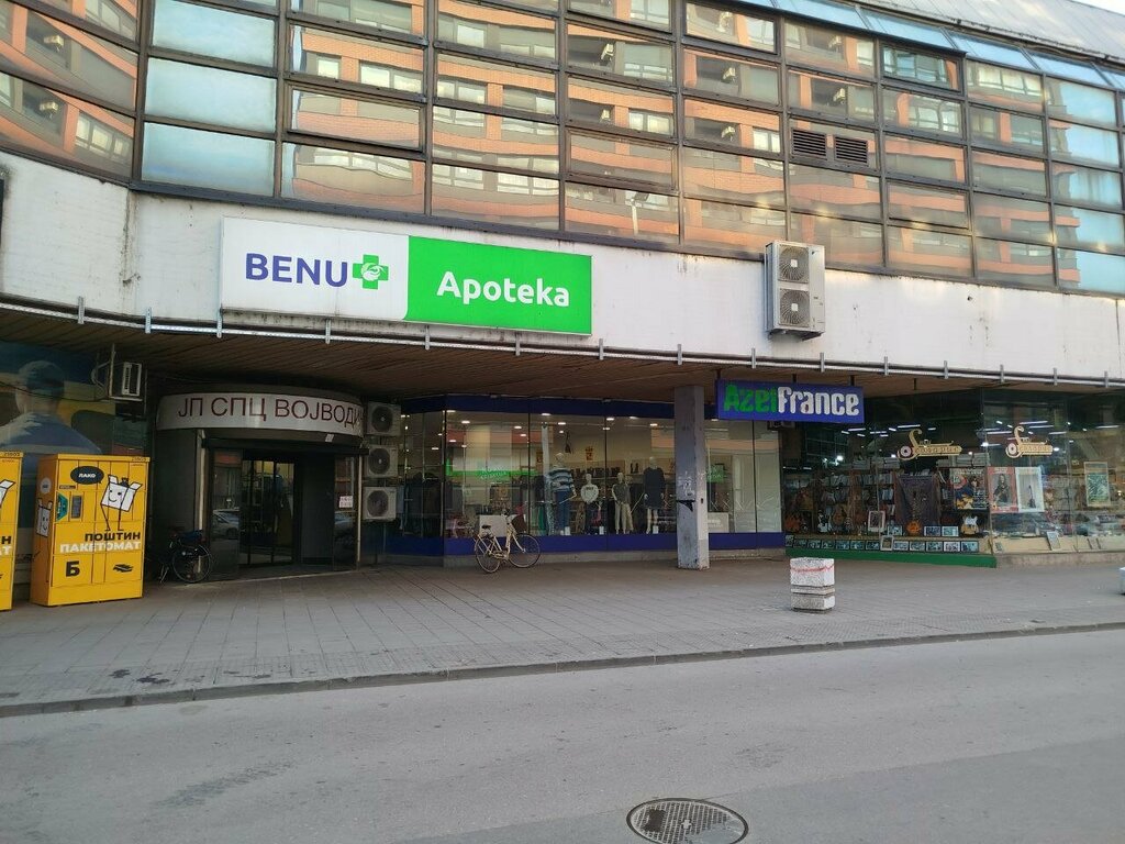 Giyim mağazası Crystalline, Novi Sad, foto