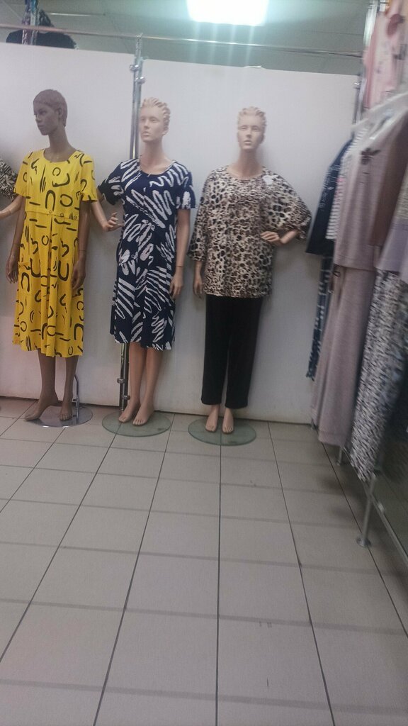 Toptan giyim Магазин одежды, Tolyatti (Togliatti), foto