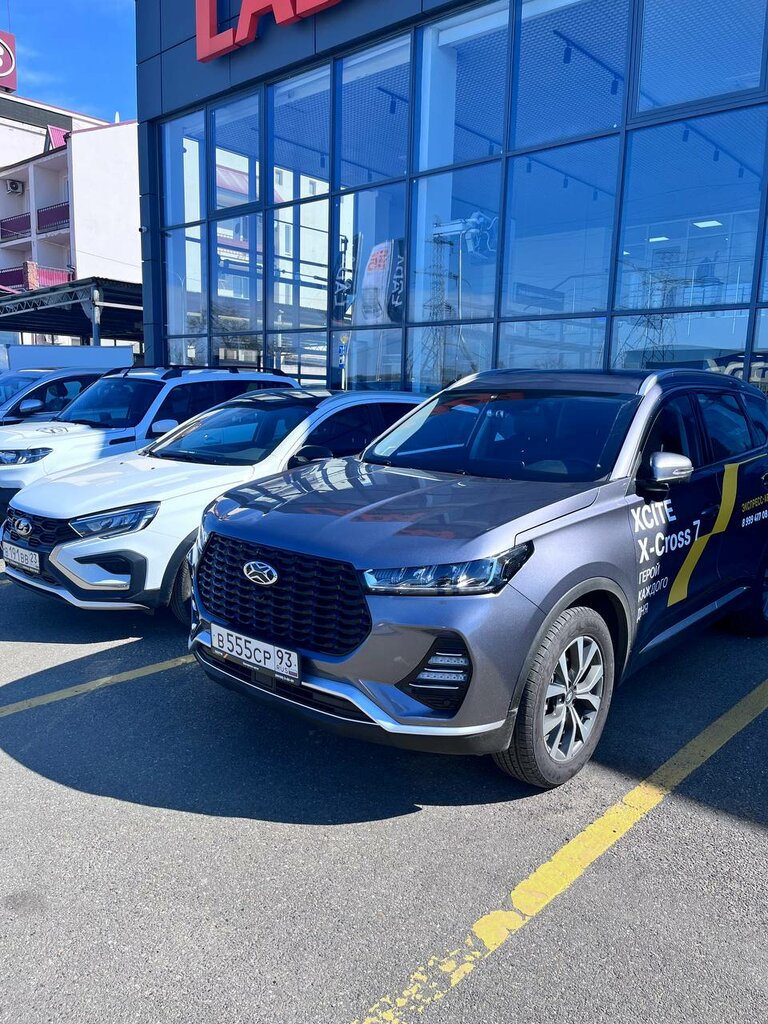 Otomobil satış galerileri Express-avto, Xcite, Kropotkin, foto