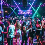 Lotus Club Discoteca (Department of La Paz, Provincia Murillo, La Paz, Centro, Miraflores Stadium, Calle Arturo Posnasky, 1172), gece kulüpleri  Bolivya'dan