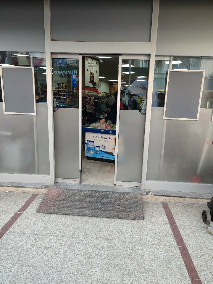 Market Ege Salı Pazarı, İzmir, foto