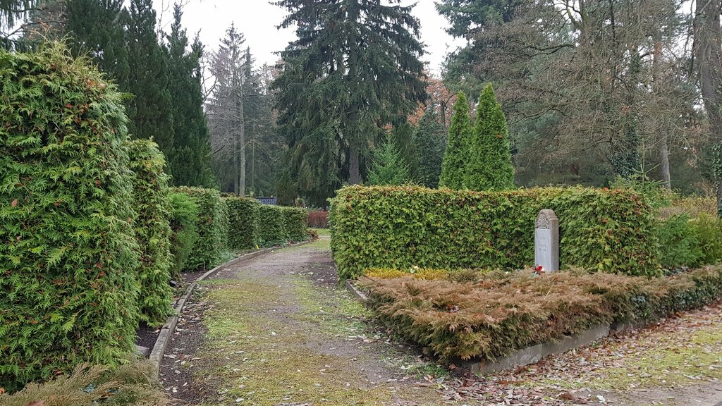 Mezarlıklar Hauptfriedhof, Brandenburg, foto