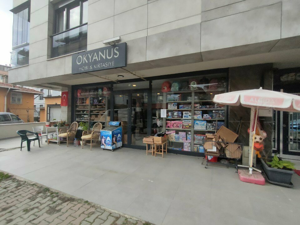 Kırtasiyeler Okyanus Hobi & Kırtasiye, İstanbul, foto