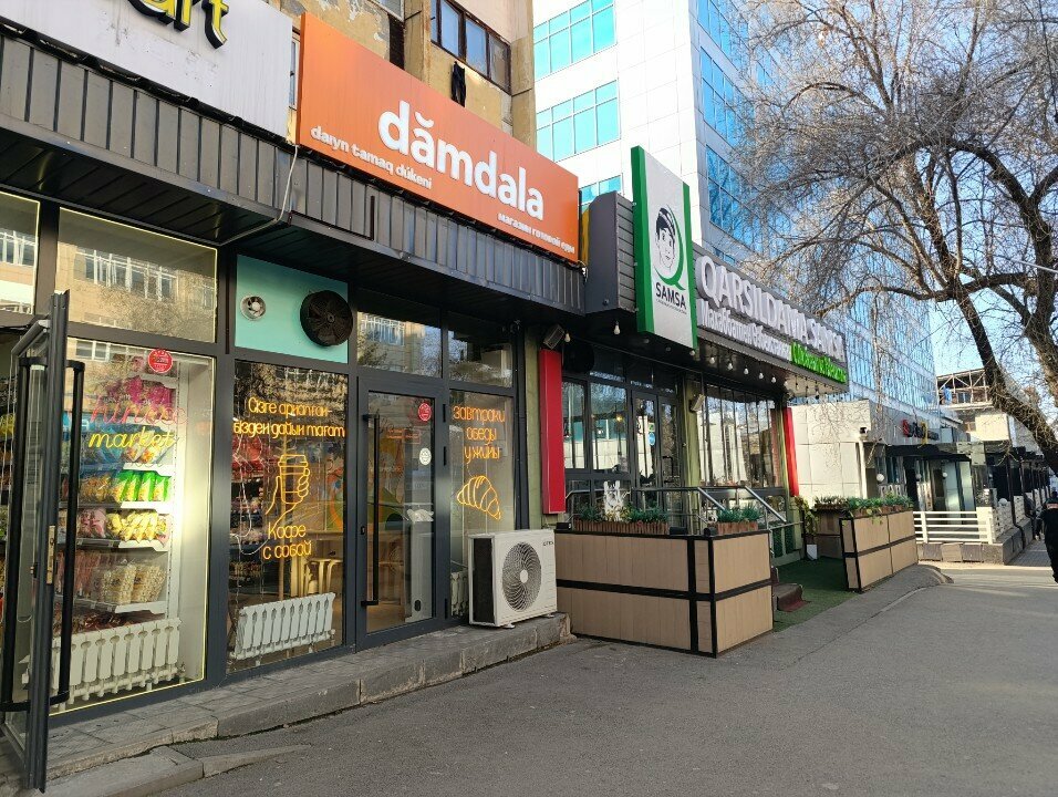 Market damdala, Almatı, foto