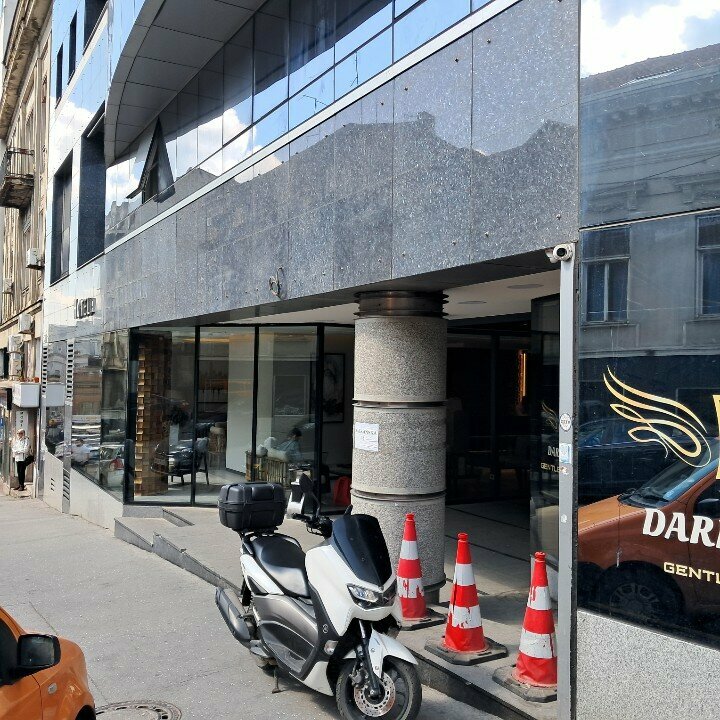 Dövmeciler Ra Tattoo Piercing & Pmu Studio, Belgrad, foto