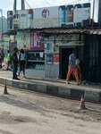 Garrafeira (Luanda, Avenida Revolução de Outubro), alkollü içecekler  Loanda'dan