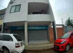 Arista Dental (Santa Cruz de la Sierra, Distrito Municipal 11, Subdistrito CIV, Calle Isoso), medikal cihaz firmaları  Santa‑Krus'tan