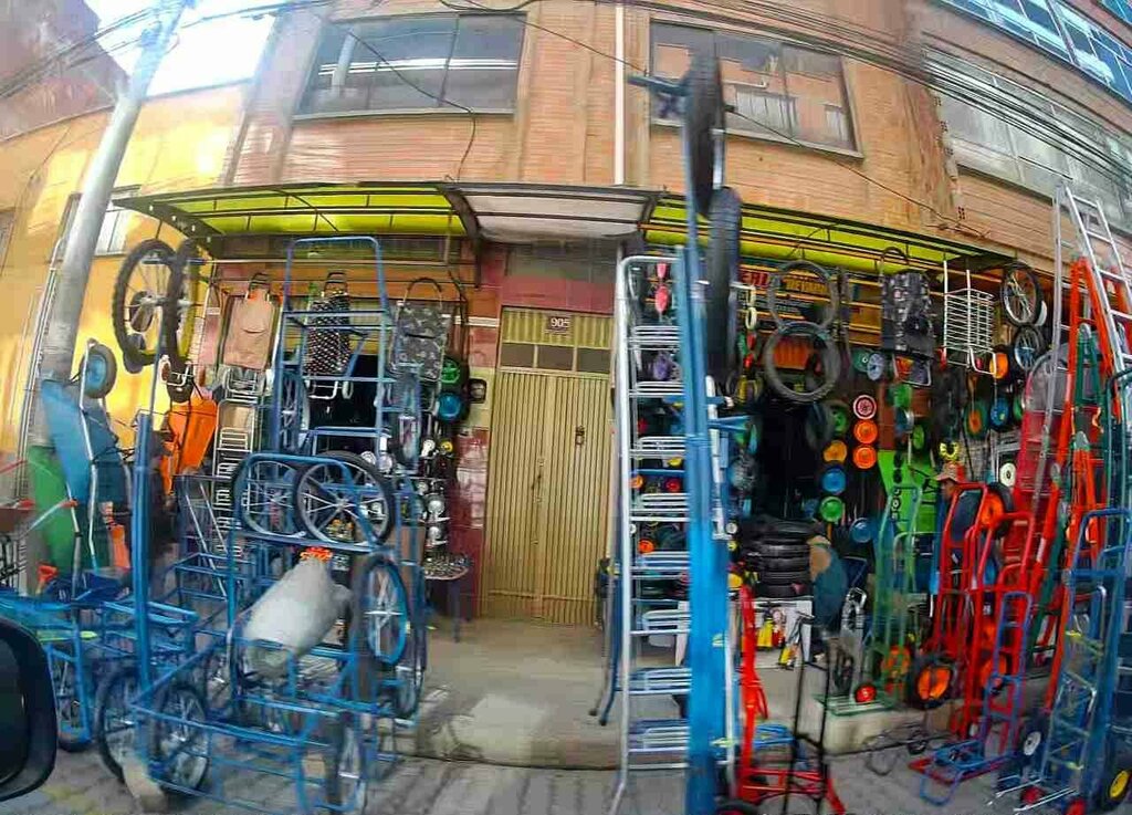 i̇nşaat gereçleri Construction Tools, El Alto, foto