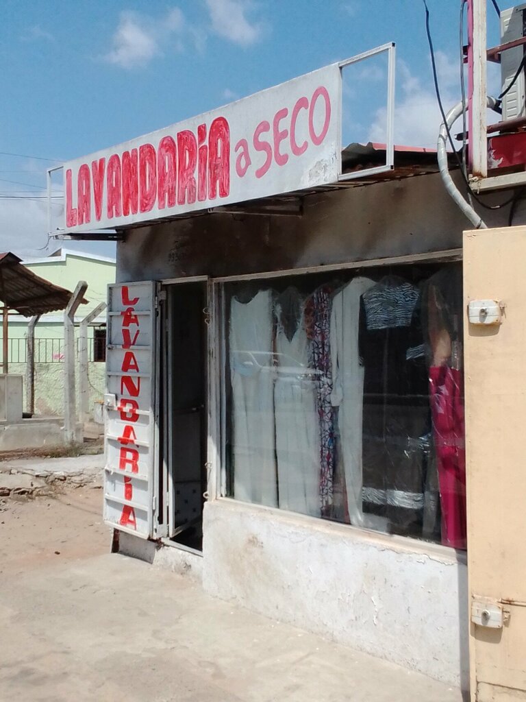 Çamaşırhaneler Lavandaria e Seco, Loanda, foto