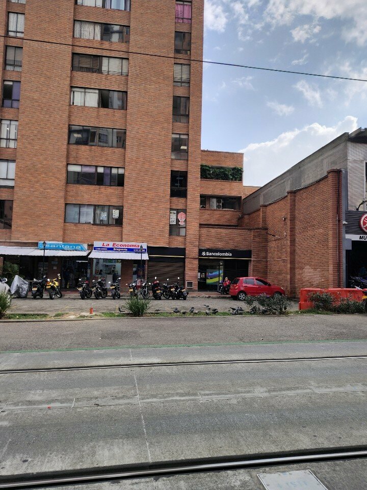 Banka ATM Bancolombia 2549, Medellin, foto