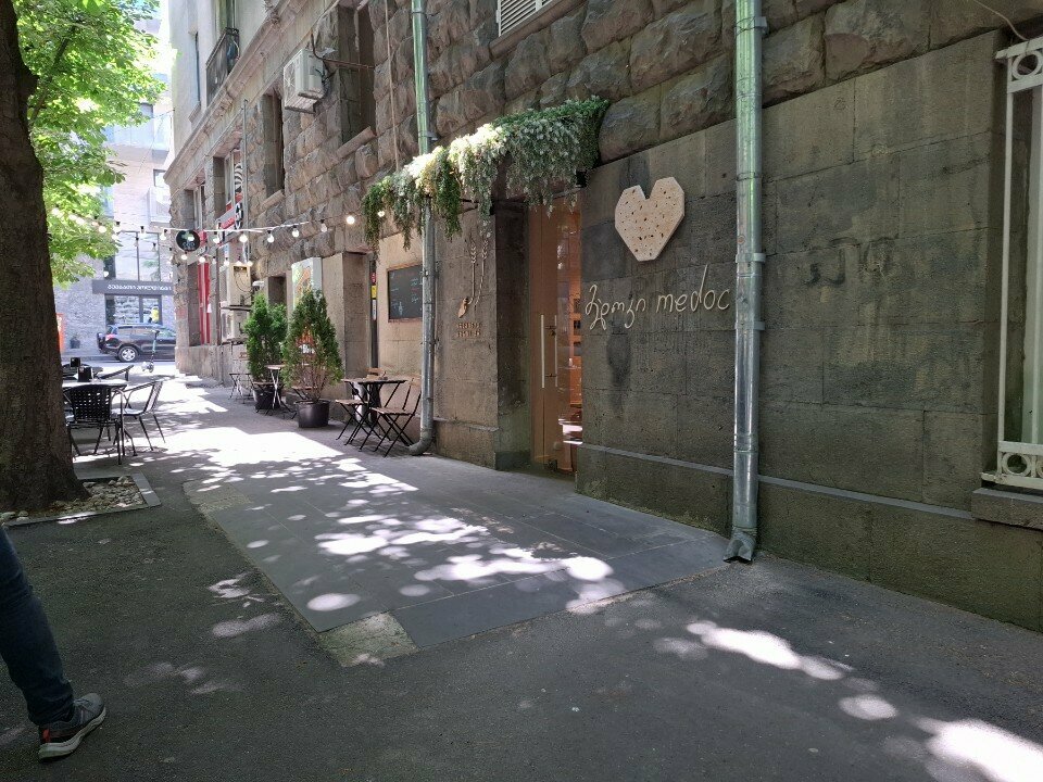 Ekmek fırını Medoc, Tiflis, foto