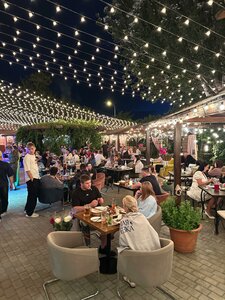 Novinka (Astrakhan, Anatoliya Sergeyeva Street), kafe  Astrahan'dan