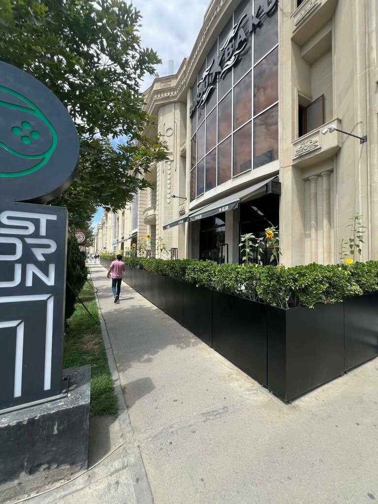 Restoran Nəlbəki, Bakü, foto