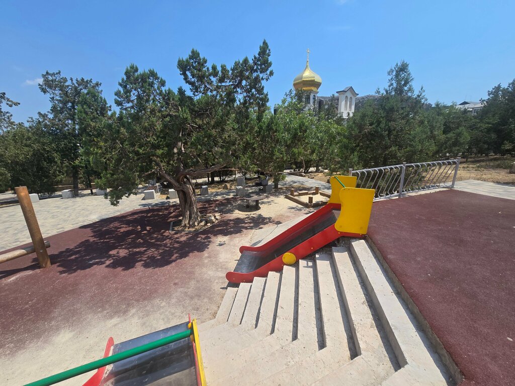 Oyun alanı Playground, Kırım Cumhuriyeti, foto