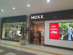 Mexx (Táýke Han dańǵyly No:13), giyim mağazası  Çimkent'ten (Şımkent'ten)