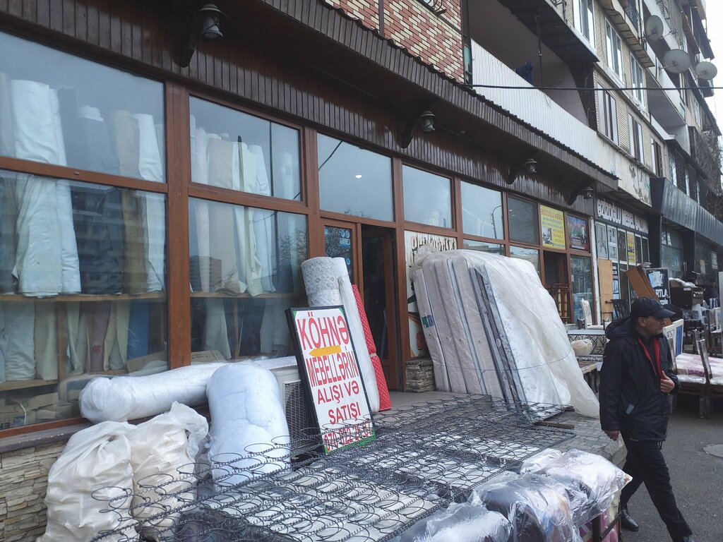 Halı mağazaları Khalcha, tokhuculuq mehsullari ve parcha, Bakü, foto