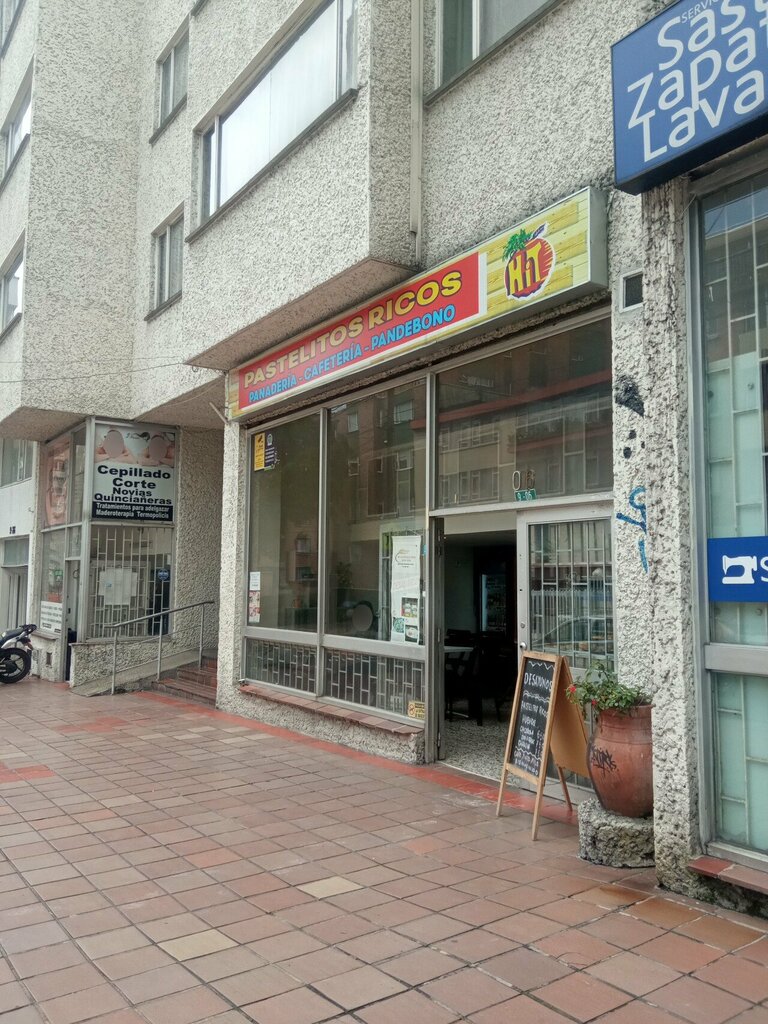Restoran Pastelitos Ricos, Bogota, foto