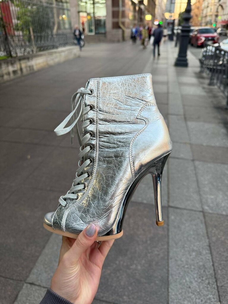 Ayakkabı mağazaları Hi Heels, Saint‑Petersburg, foto