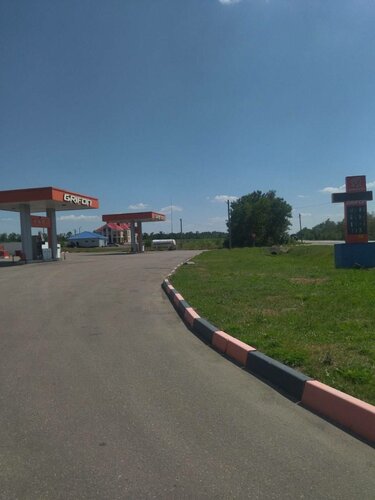 Benzin istasyonu Grifon, Voronejskaya oblastı, foto