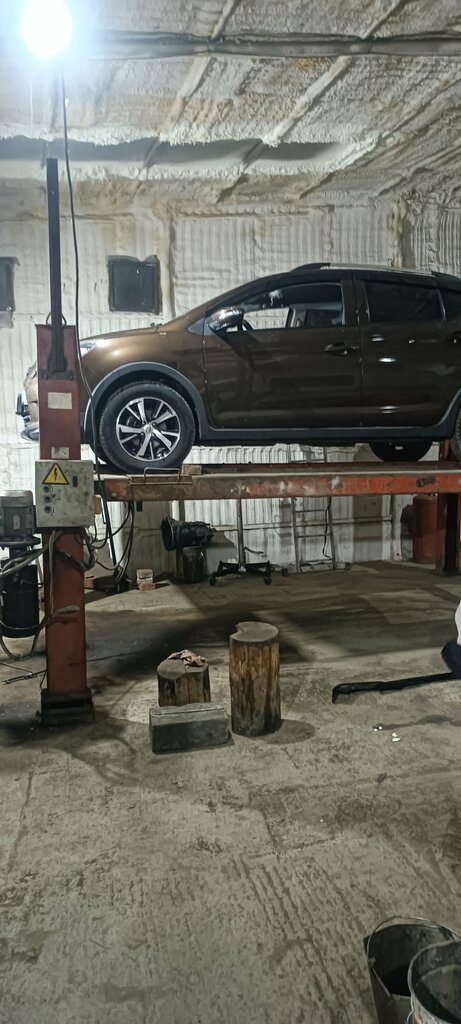 Otomobil servisi Гараж самообслуживания, Nijnekamsk (Tüben Kama), foto