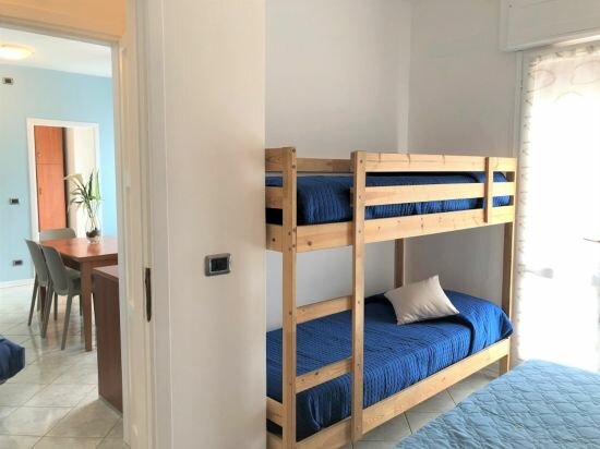 Daireler Beachfront Luminous Flat in Bibione, Dünya, foto