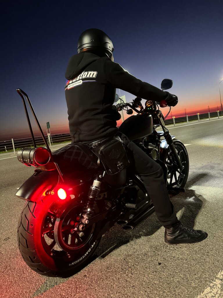 Oto döşeme Mcustom, Salihorsk, foto