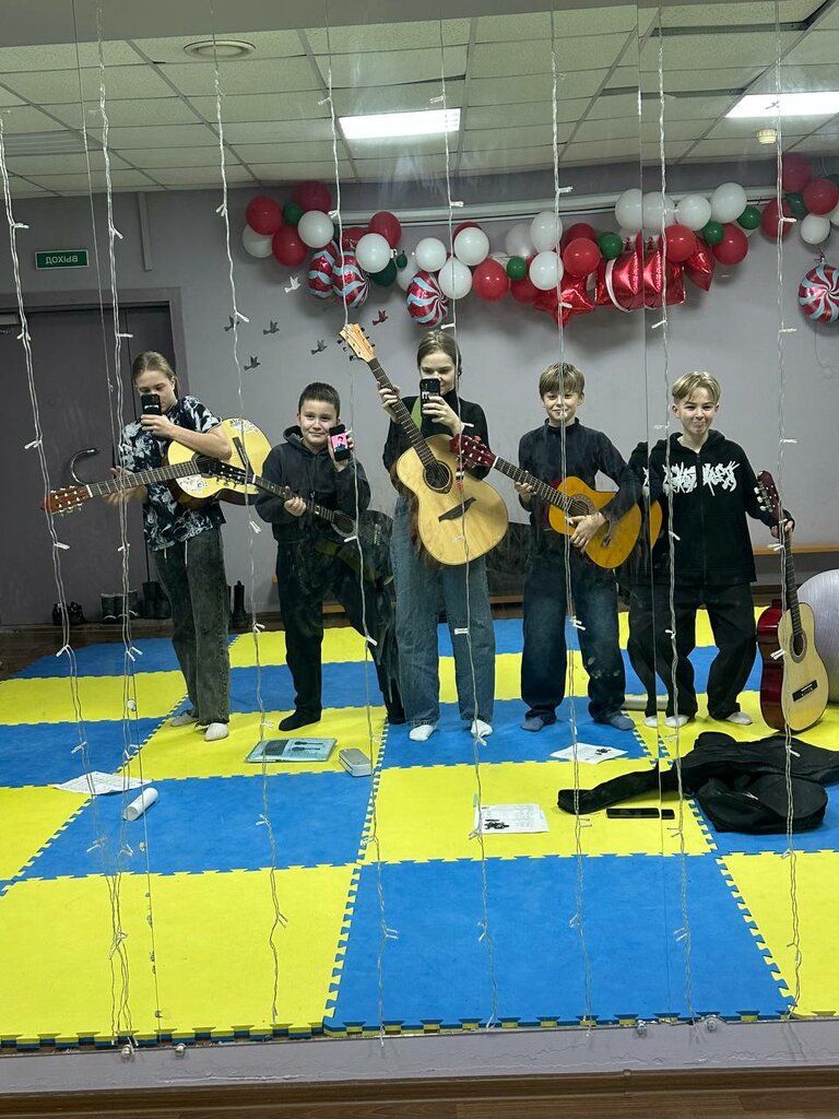Müzik okulları ve konservatuarlar Gitarnaja Pristan', Saint‑Petersburg, foto