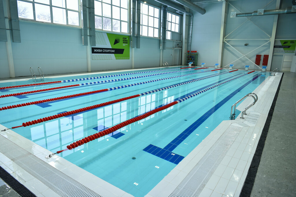 Çok amaçlı spor tesisleri Физкультурно-оздоровительный комплекс, Orenburg, foto