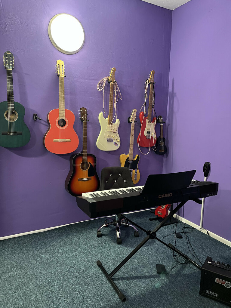 Müzik okulları ve konservatuarlar Music Space, Batum, foto