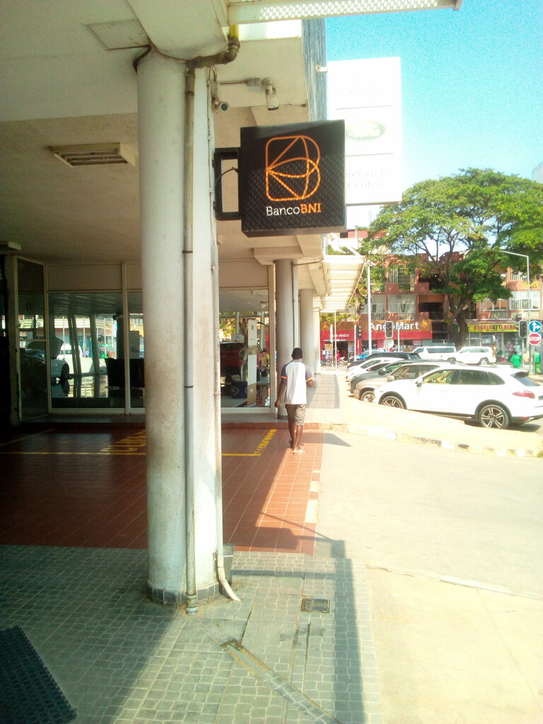 Banka Banco de Negócios Internacional, Loanda, foto