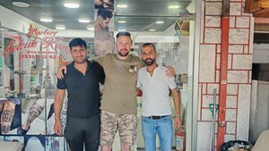 Kuaför Selçuk (Yeni Mah., Dörtyol Blv., No:35, Kemer, Antalya), berberler  Kemer'den