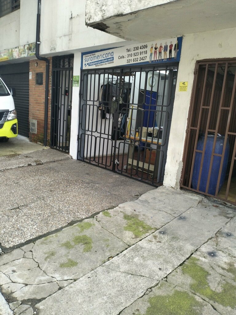 Terziler Clinca de Ropa Suramericana, Medellin, foto