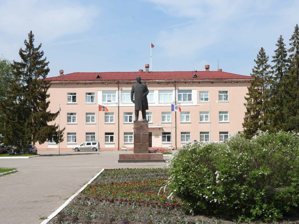 Anıt, heykel В.И. Ленин, Chudovo, foto