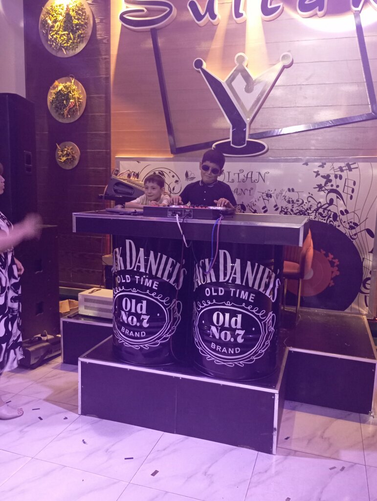 Kafe Sulton, Gülistan, foto
