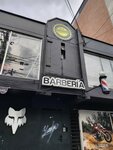 Barberia 10. A (Antioquia, Municipio de Medellín, Barrio de El Poblado, Calle 10A, 40-13), kuaförler