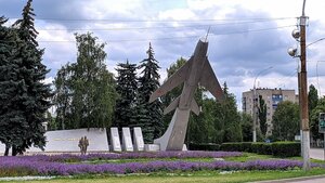 Самолёт МиГ-19 (Lipetsk, Gagarina Street), teknoloji anıtı  Lipetsk'ten