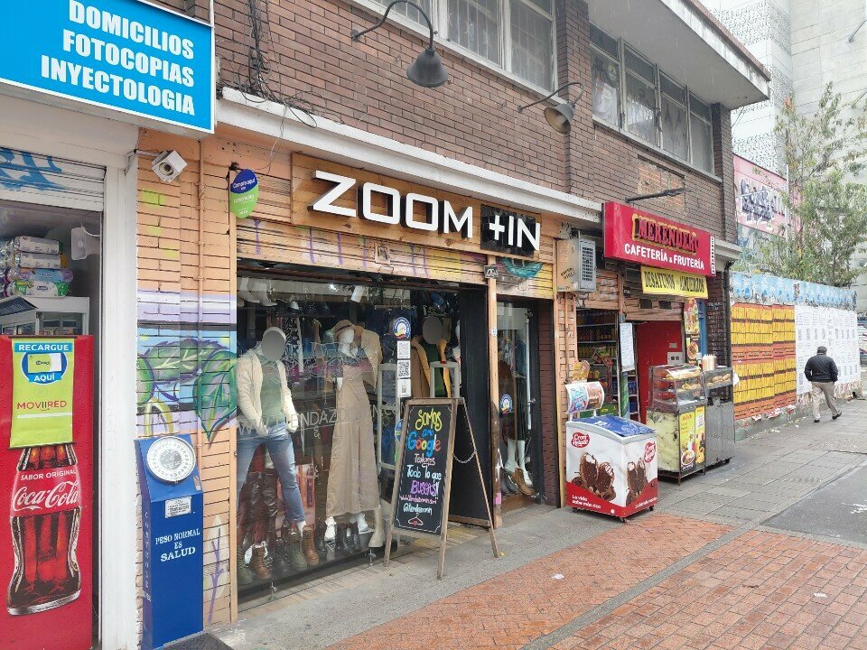 Giyim mağazası Zoom+in, Bogota, foto