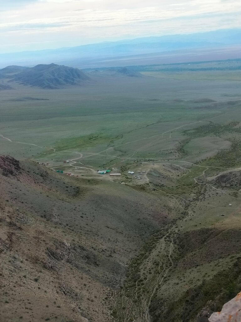 Pınar, çay минеральный источник Бел, Tuva, foto