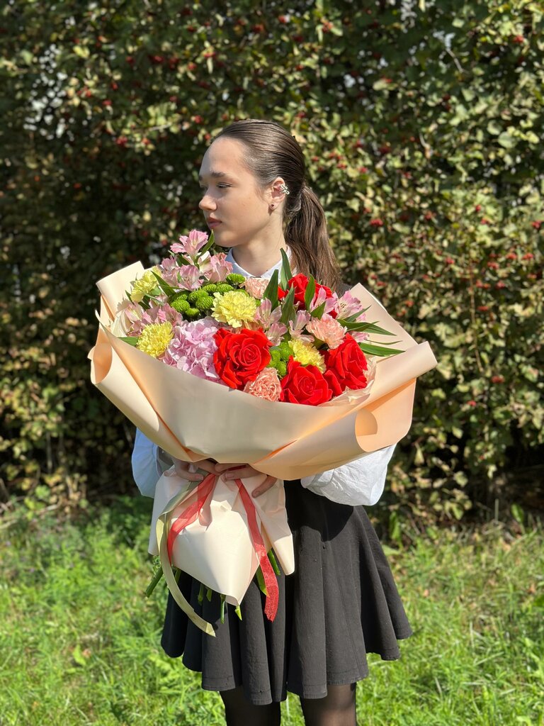 Çiçekçiler Цветыцветы, Naberejniye Çelny (Yar Çallı), foto