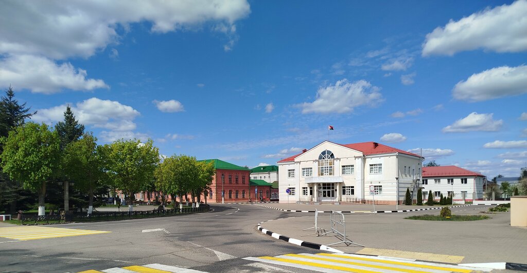 Belediyeler, devlet daireleri Lepelsky Rayonny Ispolnitelny Komitet, Vitebskaya oblastı, foto